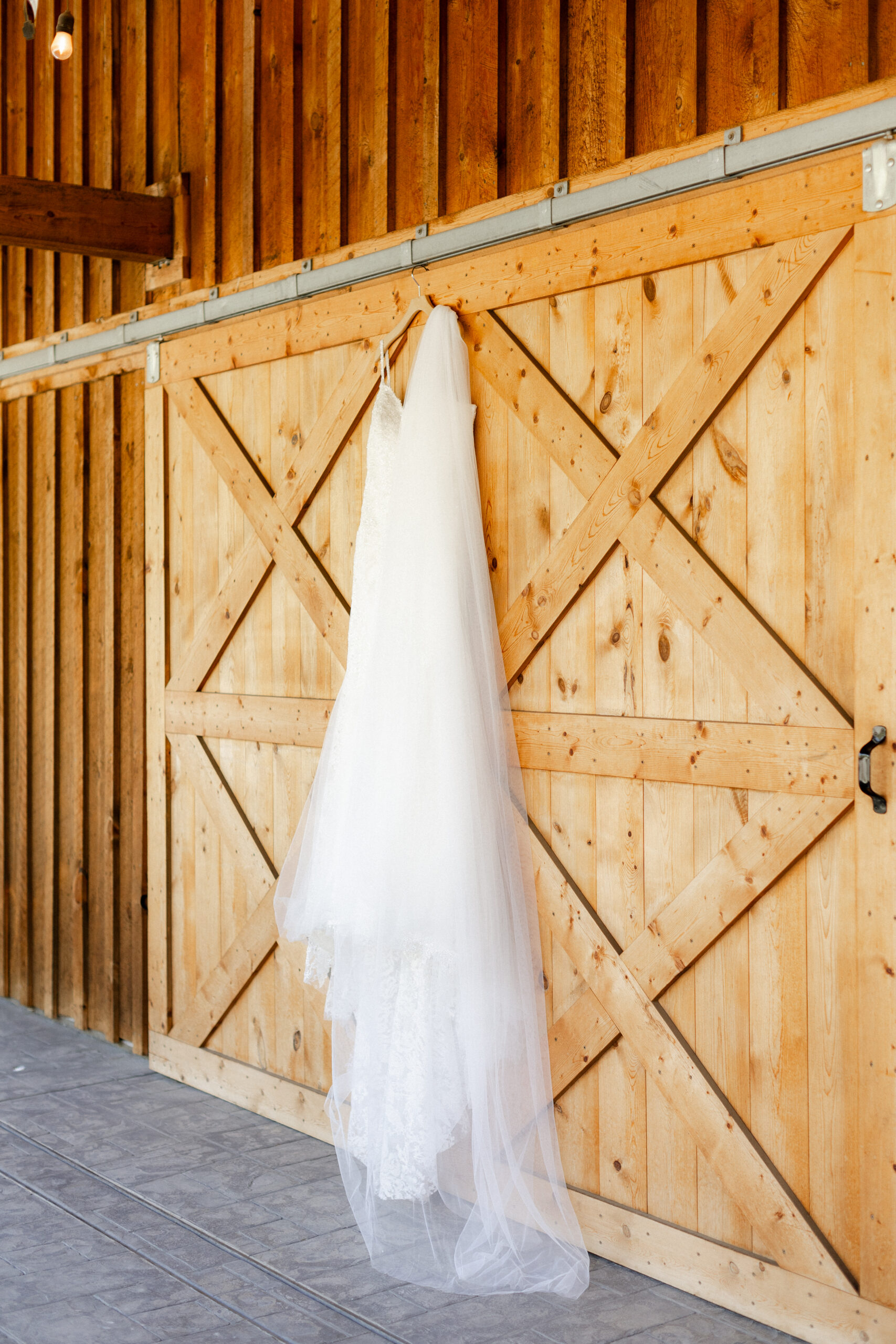 Richard's Ranch Wedding | B+M - shannonbmontgomery.com